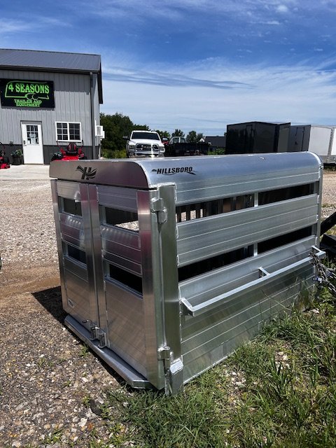 New 2026 HILLSBORO Livestock box 44"x60" with Plexiglass kit | Grinnell ...