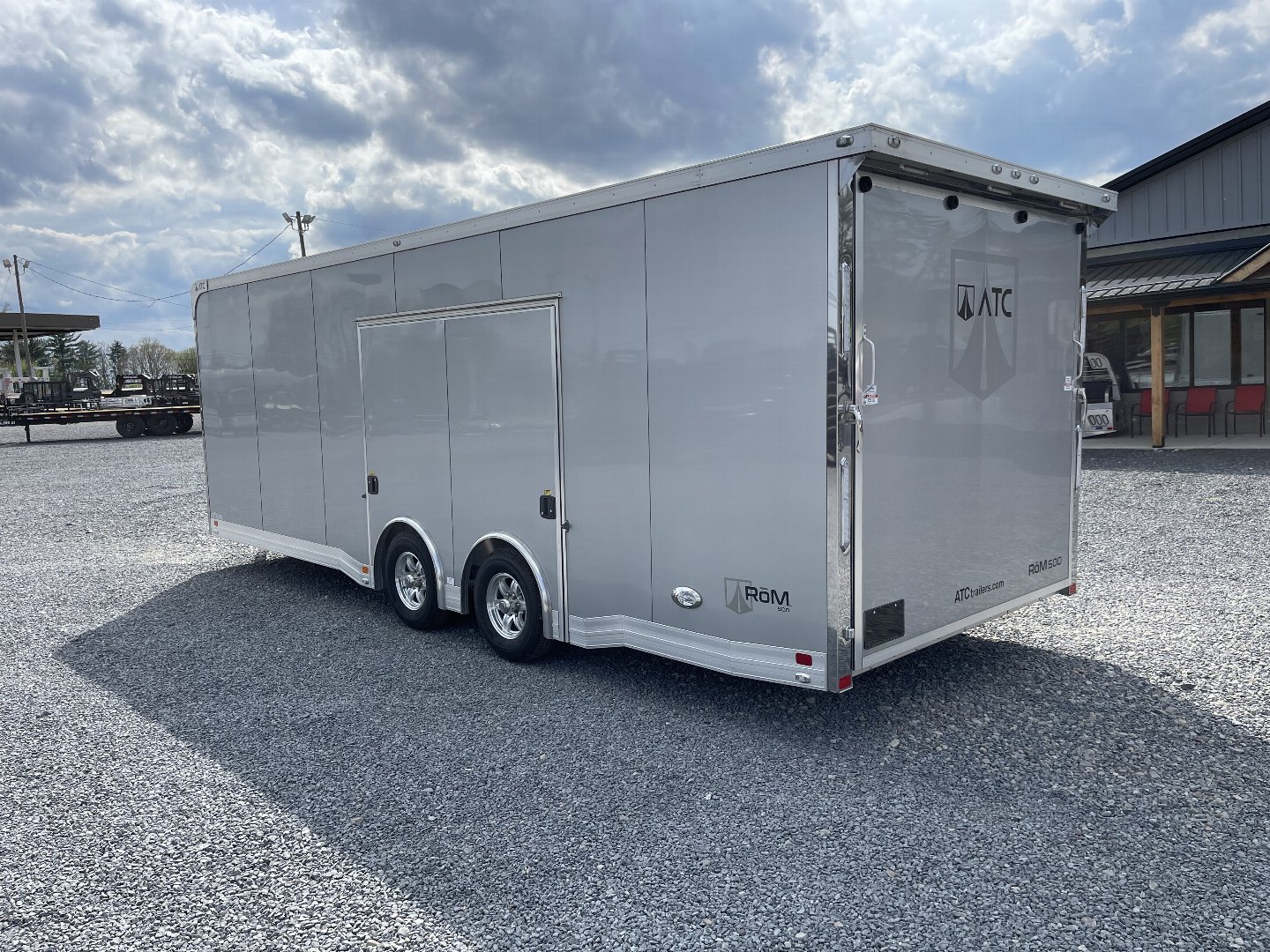 New 2023 ATC 8.5X24 ENCLOSED 500 ROM SERIES 10K SILVER FROST Cargo ...