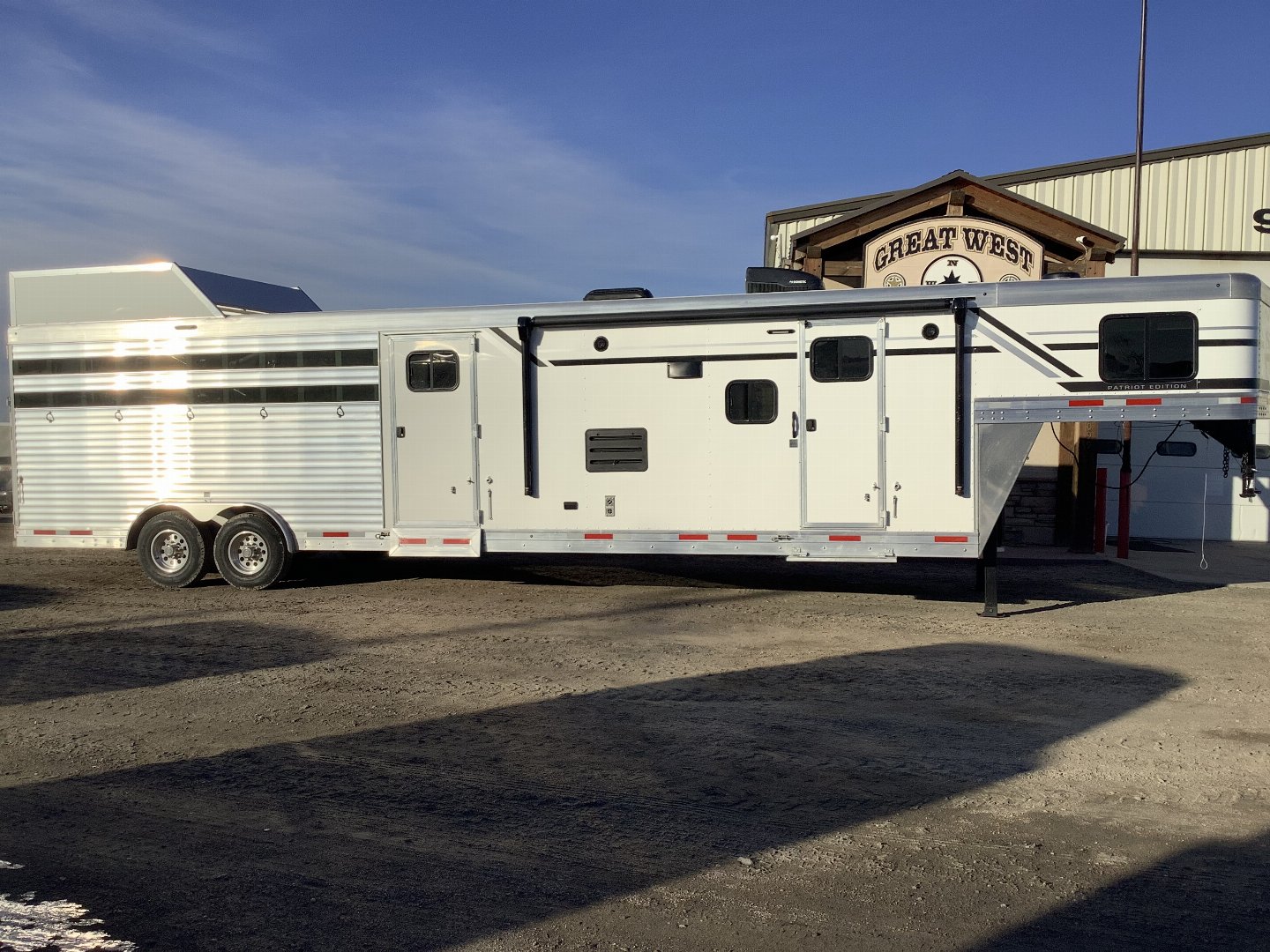 New 2024 SMC PLE81413SSR PATRIOT STOCK COMBO Horse Trailer | Fort ...