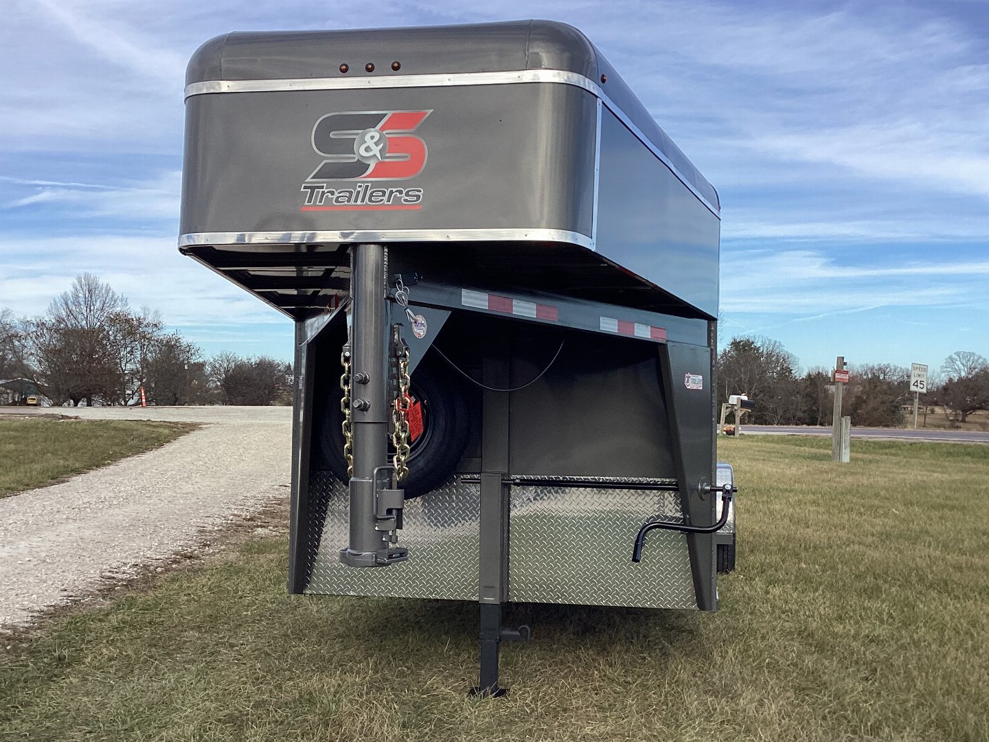 New 2024 S&S 20' Gooseneck Livestock Trailer, 14K | Hermann Missouri