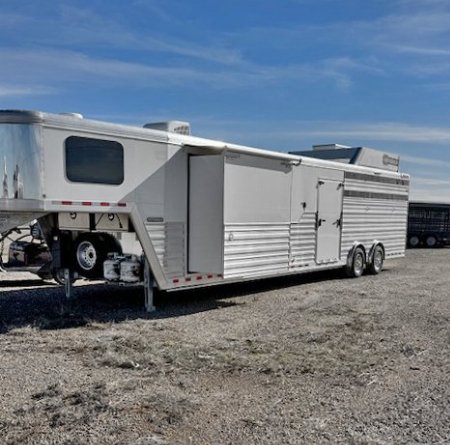 New 2023 Cimarron Stock Combo Living Quarter Horse Trailer ...